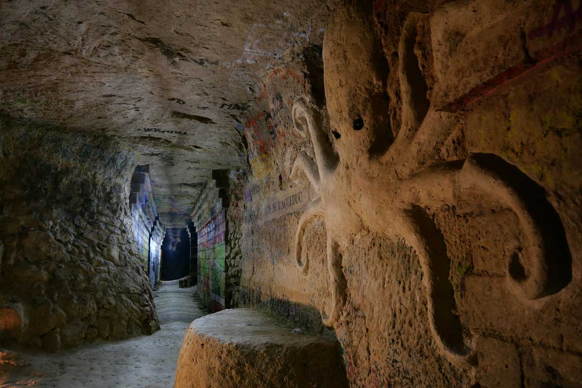 Visiter les Catacombes de Paris : sensations, entrées, prix